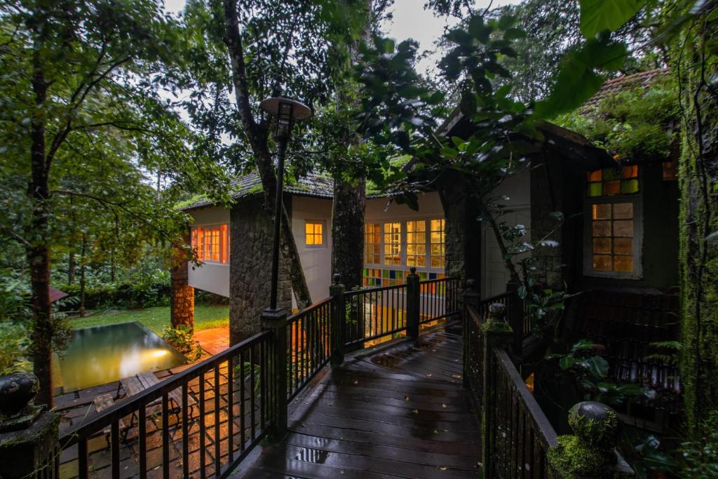 Hideouts Online - An elegance of Pool Villas